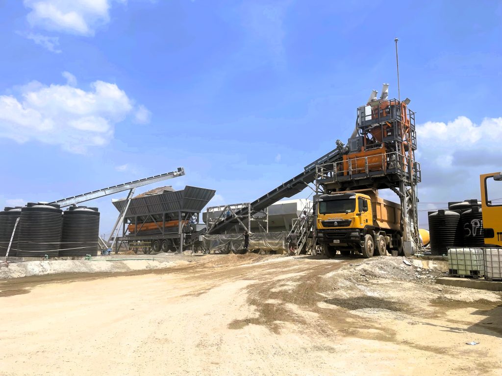 Another ECOBATCH®-MOBISPA 135 super mobile concrete batching plant for ...